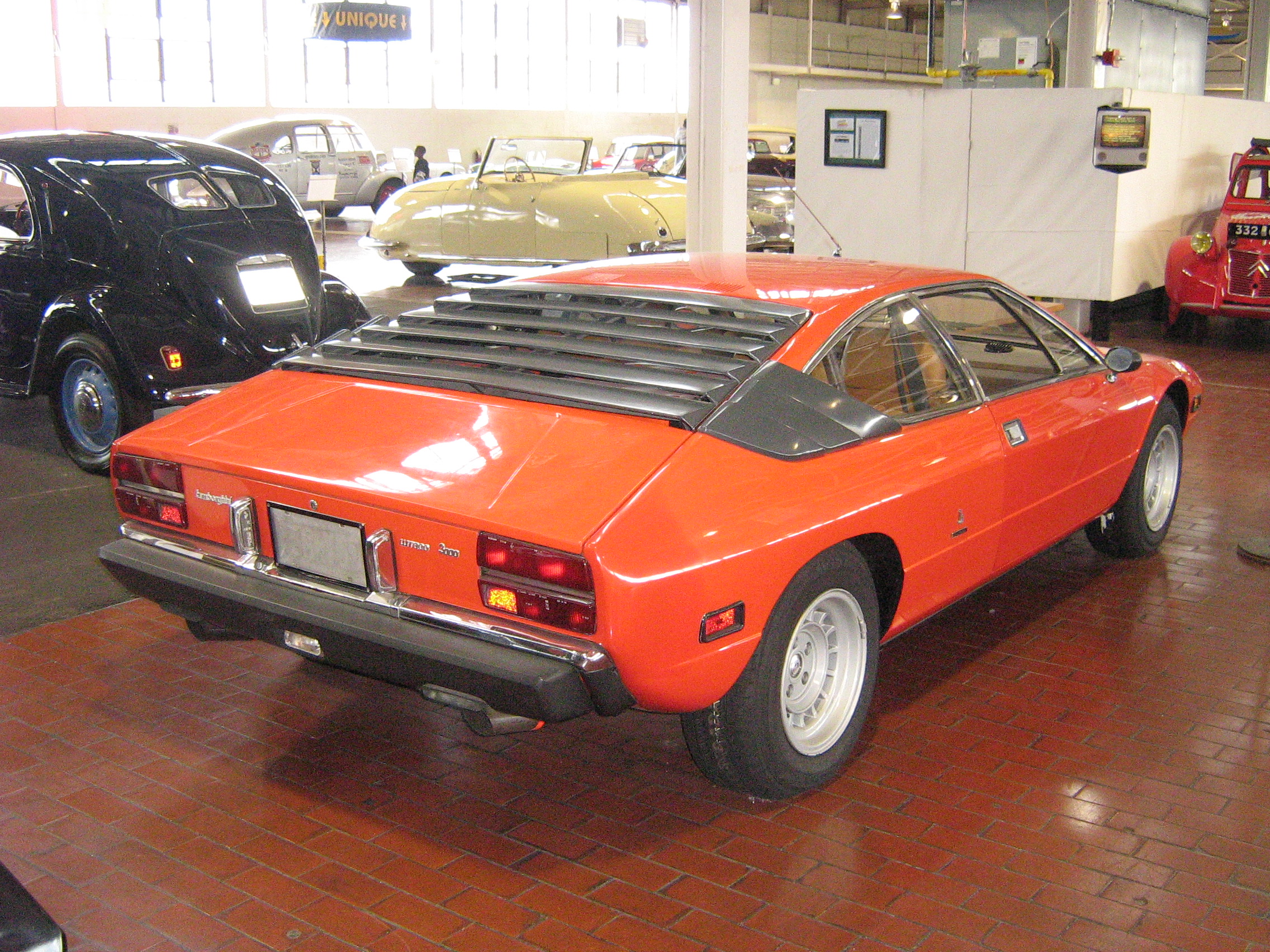 Lamborghini Urraco technical specifications and fuel economy